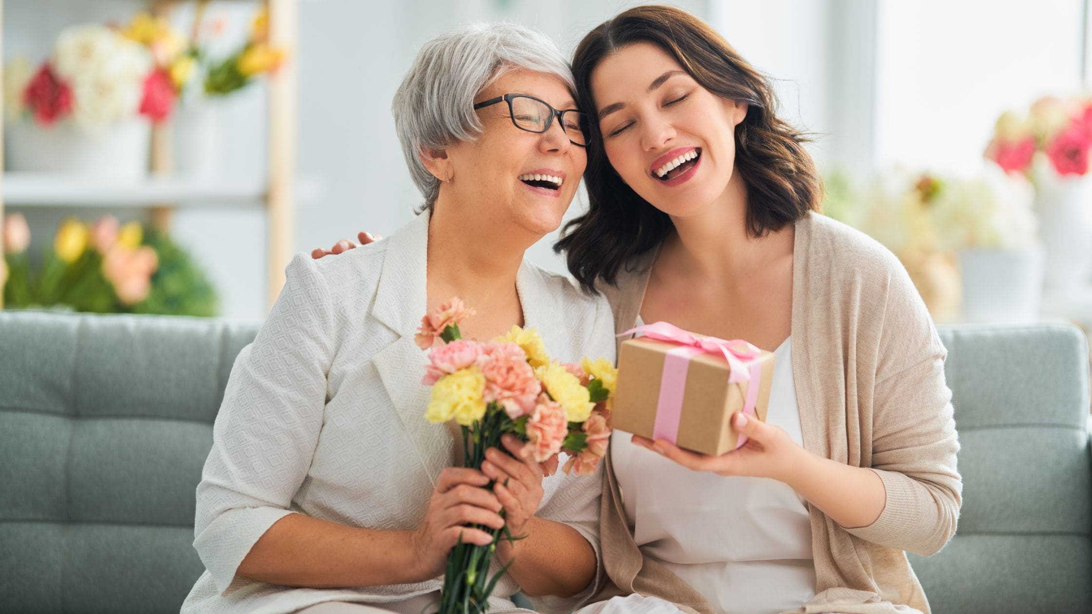 How to Celebrate Mother's Day: 55+ Ideas to Make Her Feel Special ...